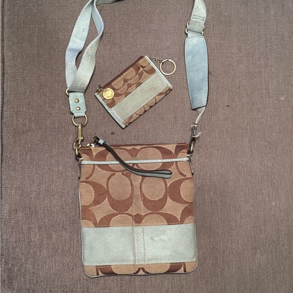 Coach | Bags | Coach Signature Messenger Crossbody Canvas Bag Small And ...